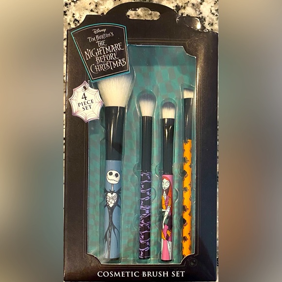 Disney | Makeup | Disneys The Nightmare Before Christmas Cosmetic Brush ...